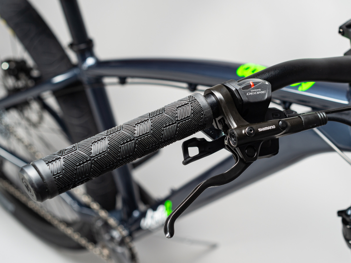 Lucky 6 STB-R Silver